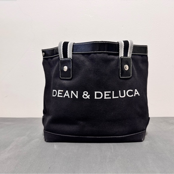 Dean and Deluca | Bags | Dean Deluca Black Canvas Logo Tote Bag Market ...